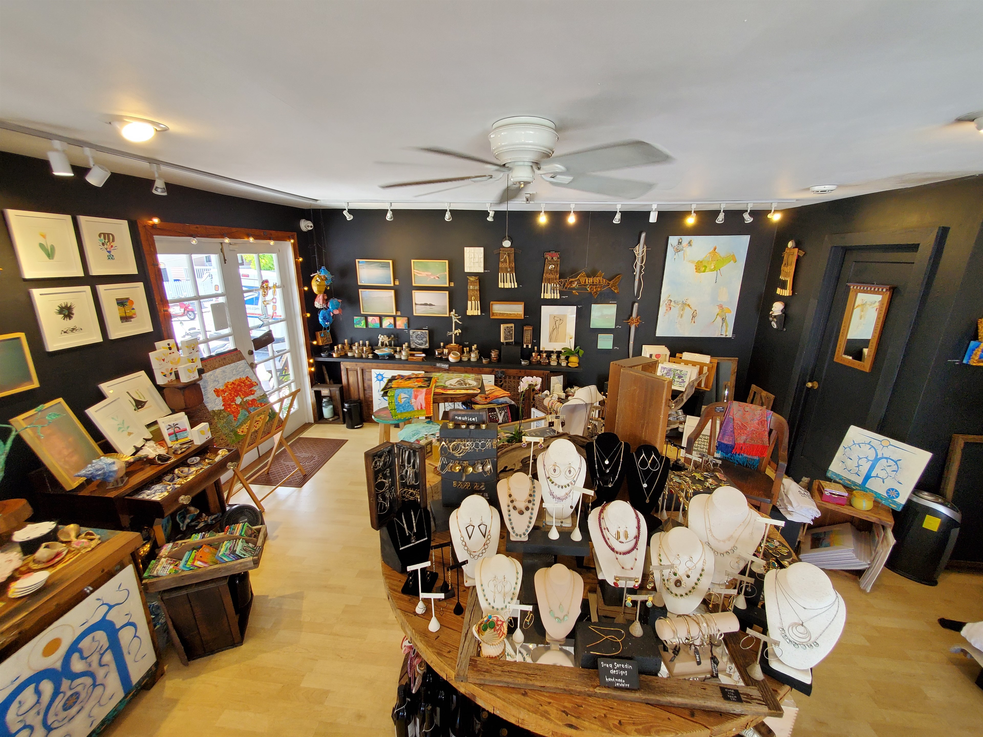 Locations Hub - Salt Gallery