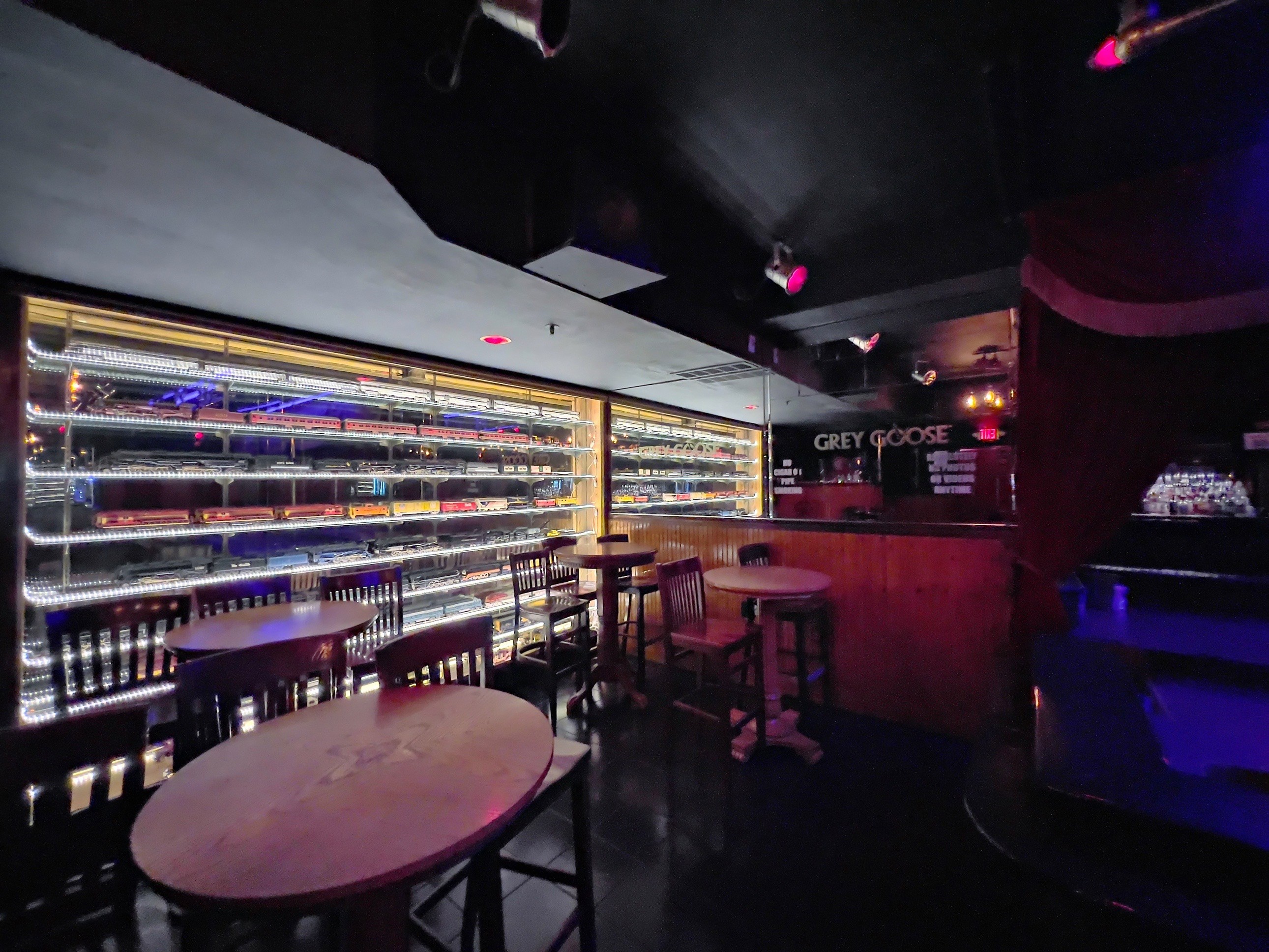Locations Hub - Red Garter Saloon